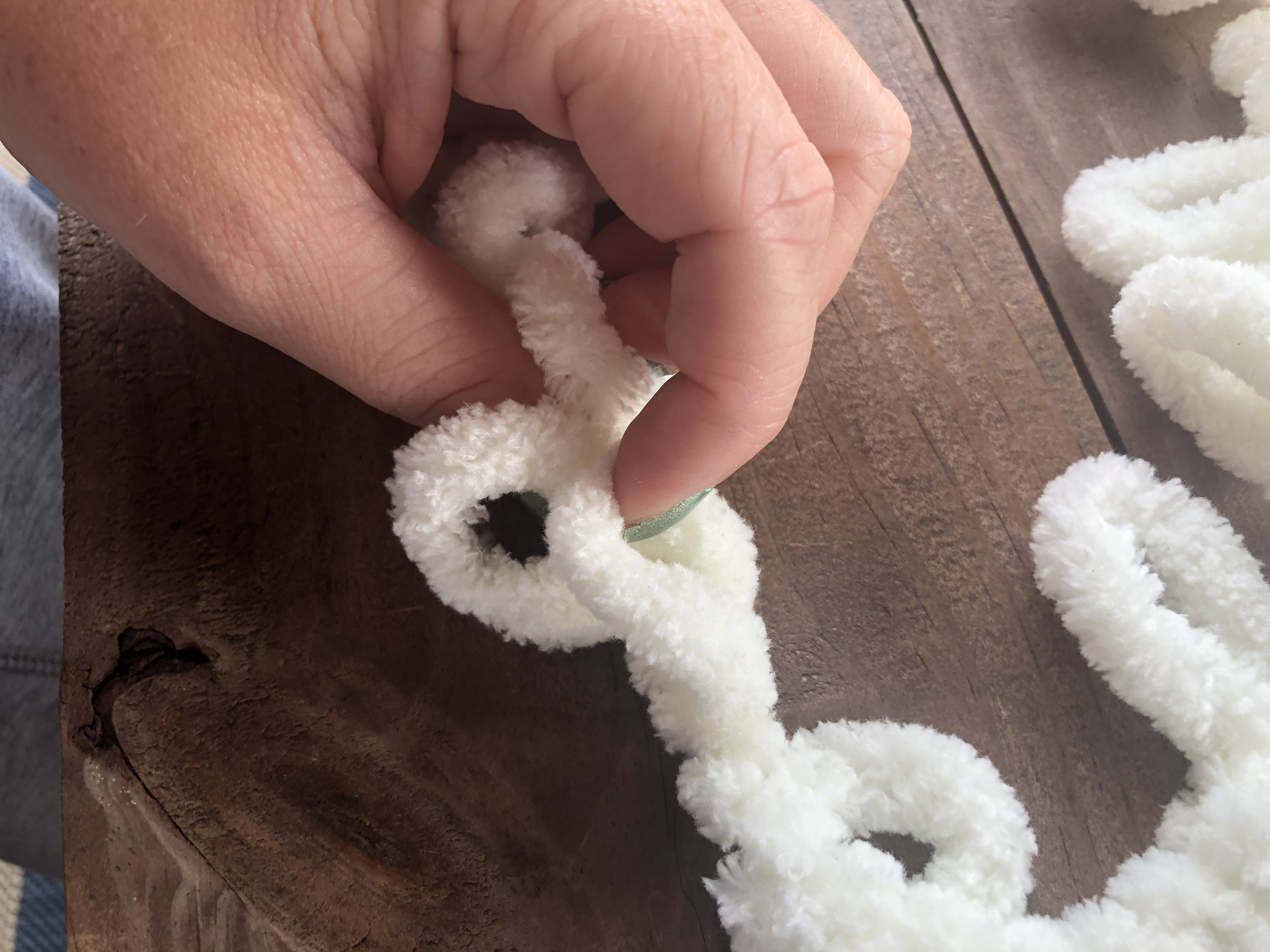 Easy Giant Knit Blanket Tutorial | Loop Yarn Blanket - A Crafty Concept